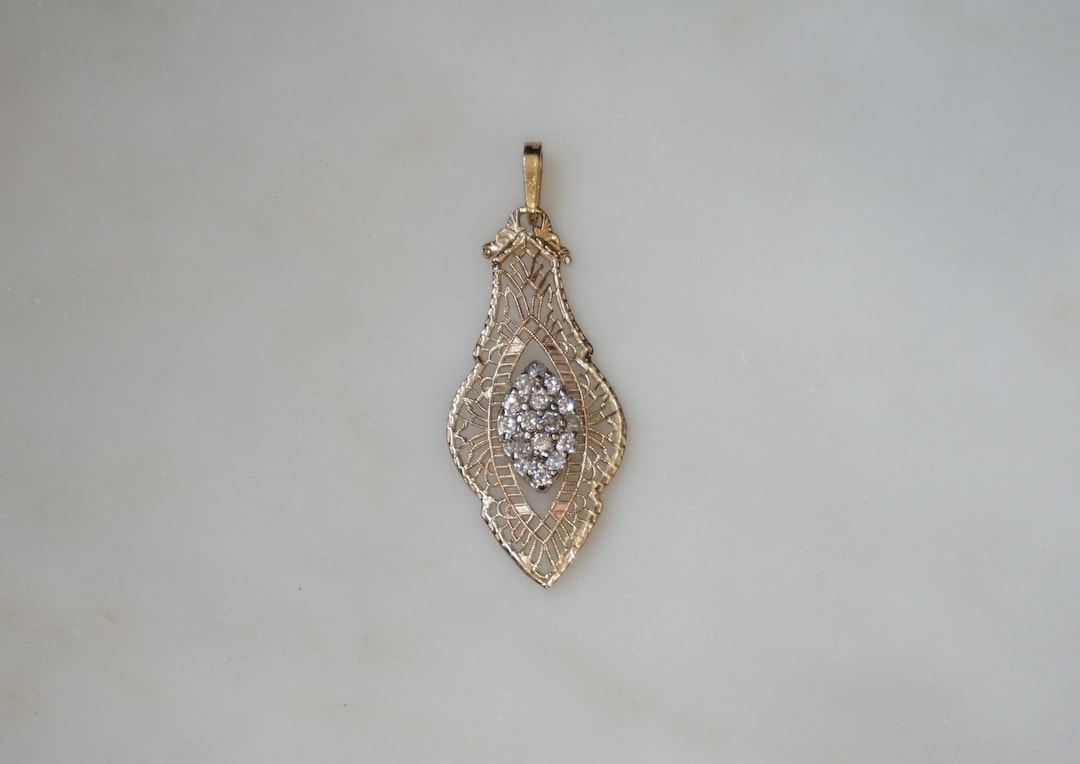 10K Filigree Diamond Shield Pendant / Antique Estate C1930 10K Gold ...