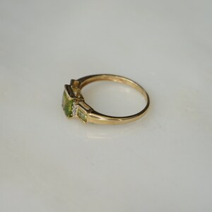10K Gold Peridot Ring / Vintage Estate 10K Gold 0.99TCW Three-stone ...