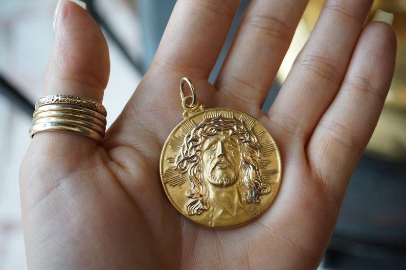 Gold Jesus Head Medal / Vintage Mid Century Estate C1960 Gold Filled 3 ...
