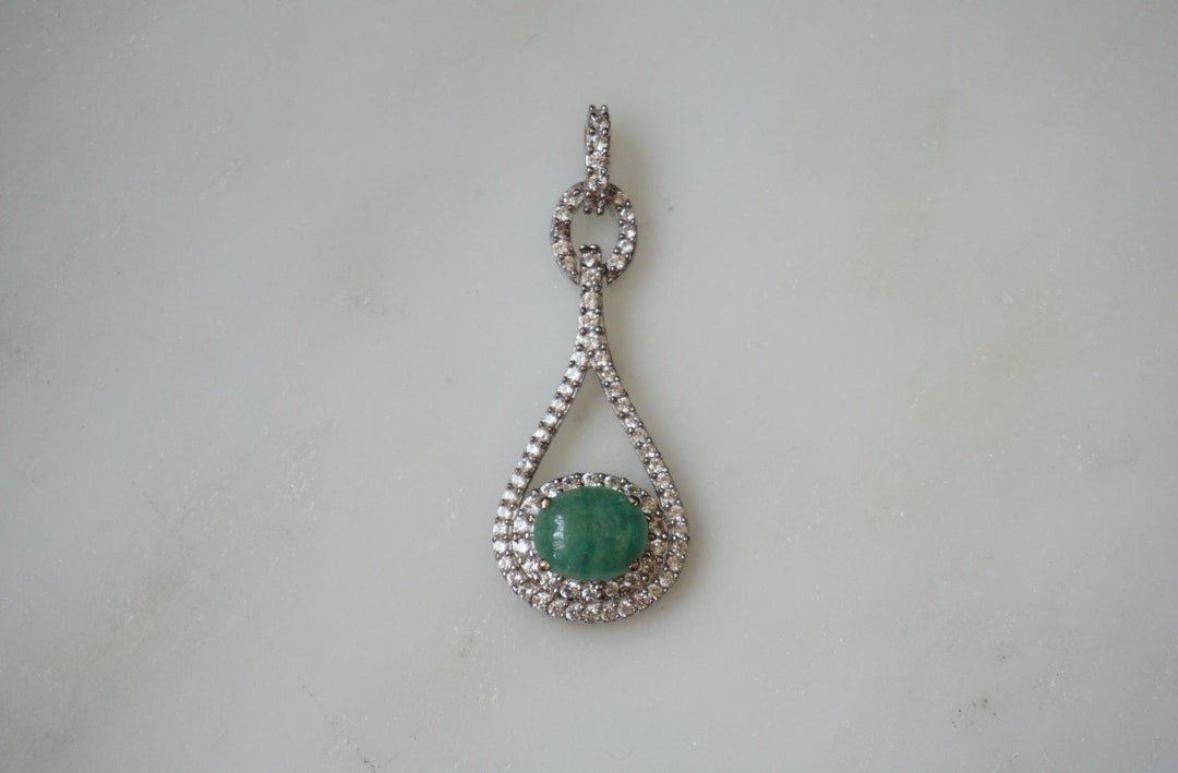 Emerald Pendulum Pendant / Vintage Estate Sterling Silver 1.34 Carat Cabochon Emerald Solitaire ...