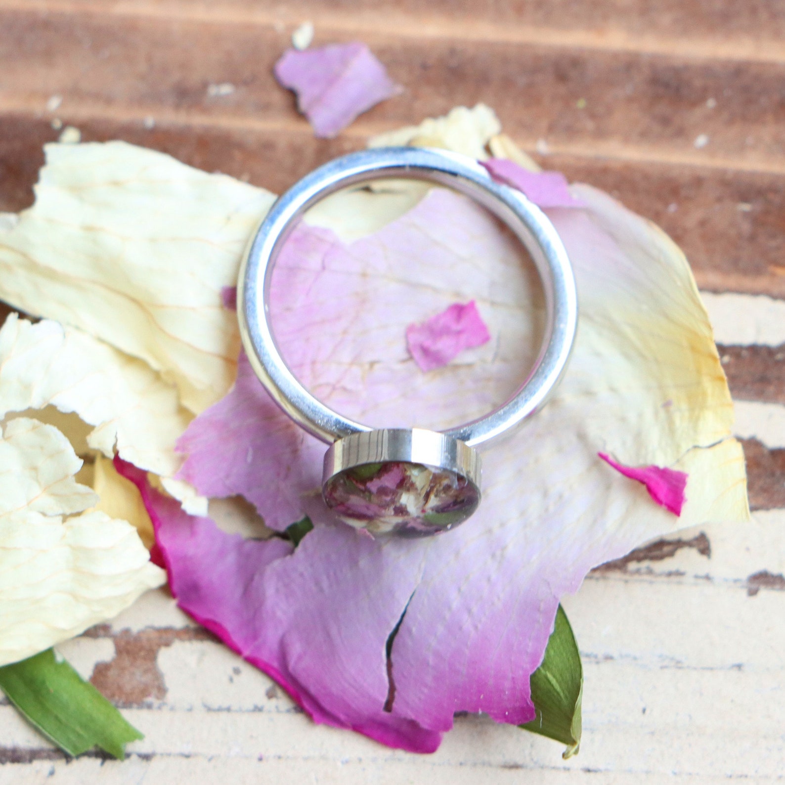 Funeral Flower Keepsake Ring Round Funeral Flower Keepsake - Etsy