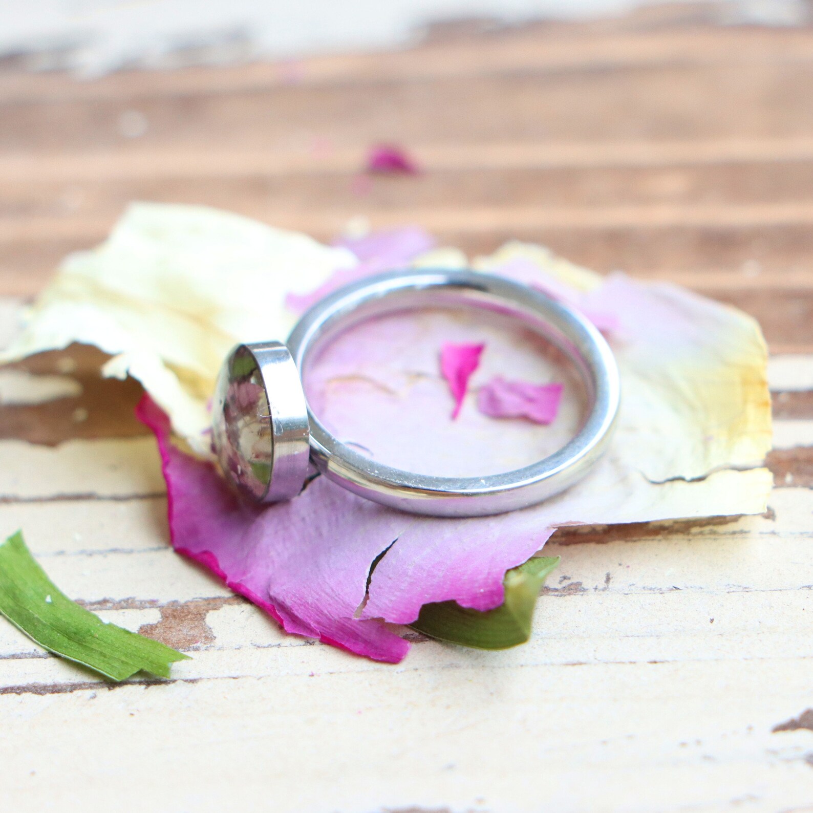 Funeral Flower Keepsake Ring Round Funeral Flower Keepsake - Etsy