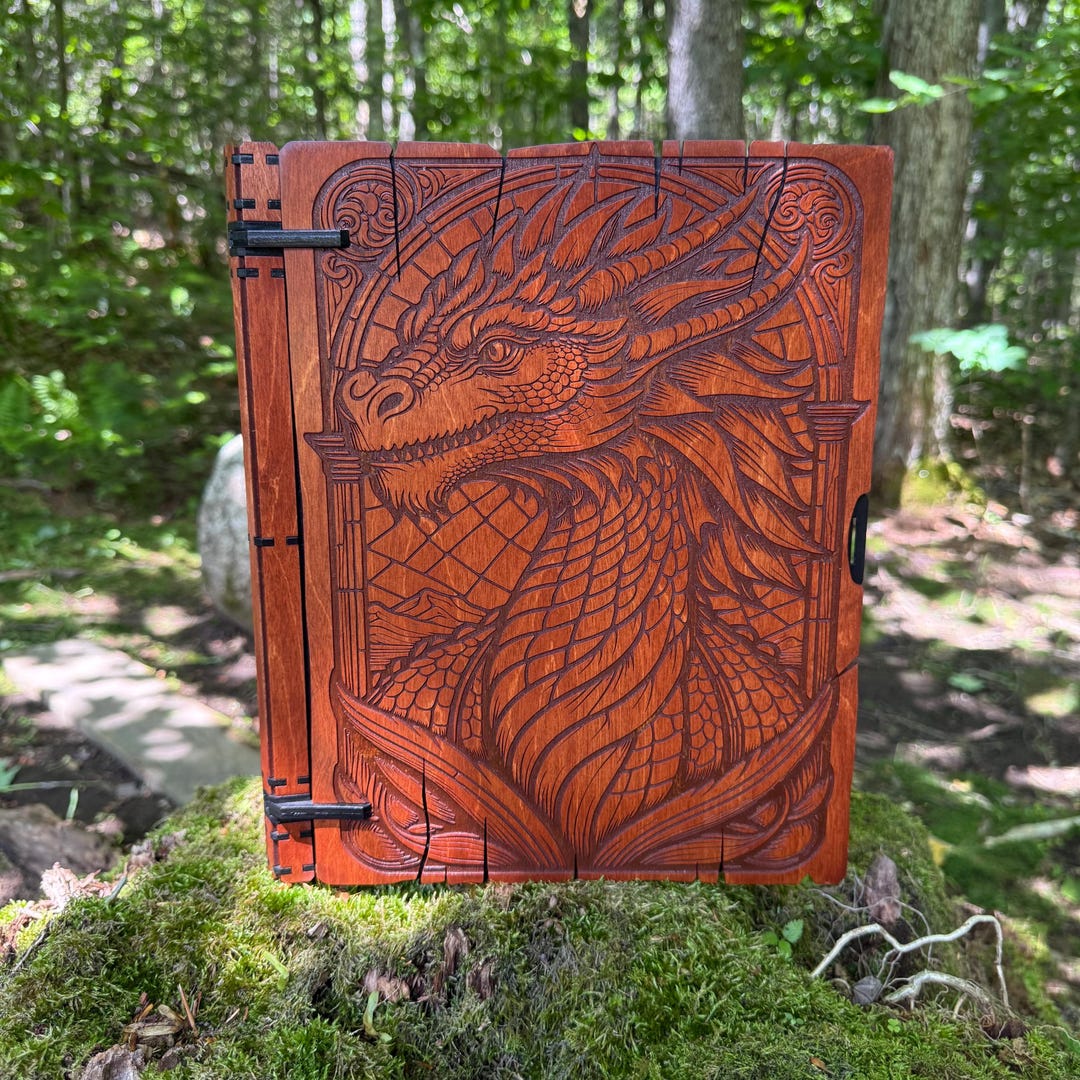 Gaming Binder: A4-sized Wooden Campaign Notebook, Laser-engraved ...