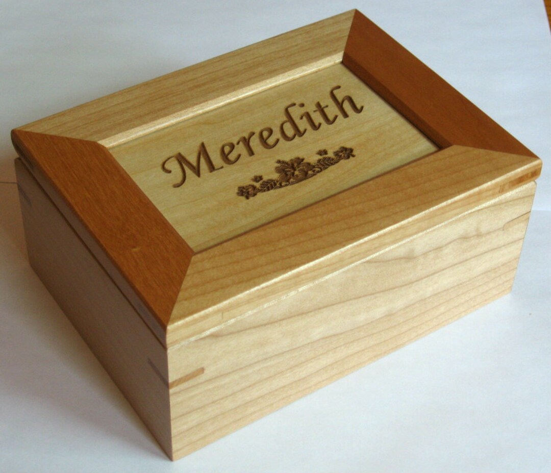 Custom Engraved Wooden Keepsake Box - Etsy