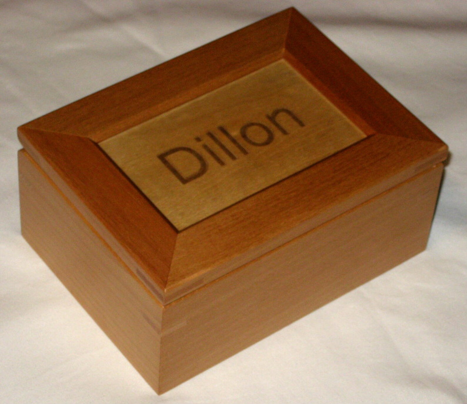 Custom Engraved Wooden Keepsake Box - Etsy