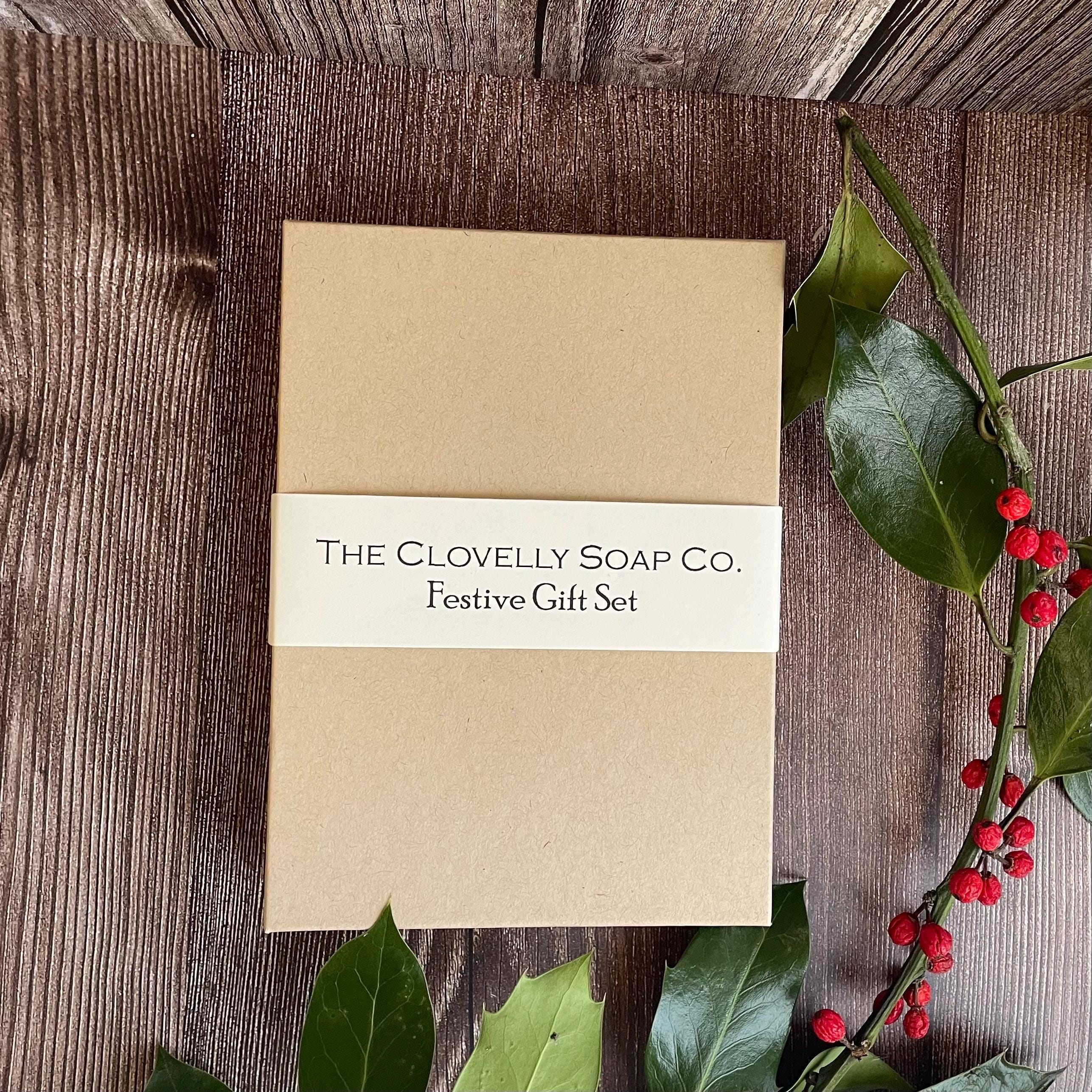 Festive Guest Soap Gift Set, 10 Merry Christmas Soaps in Christmas ...