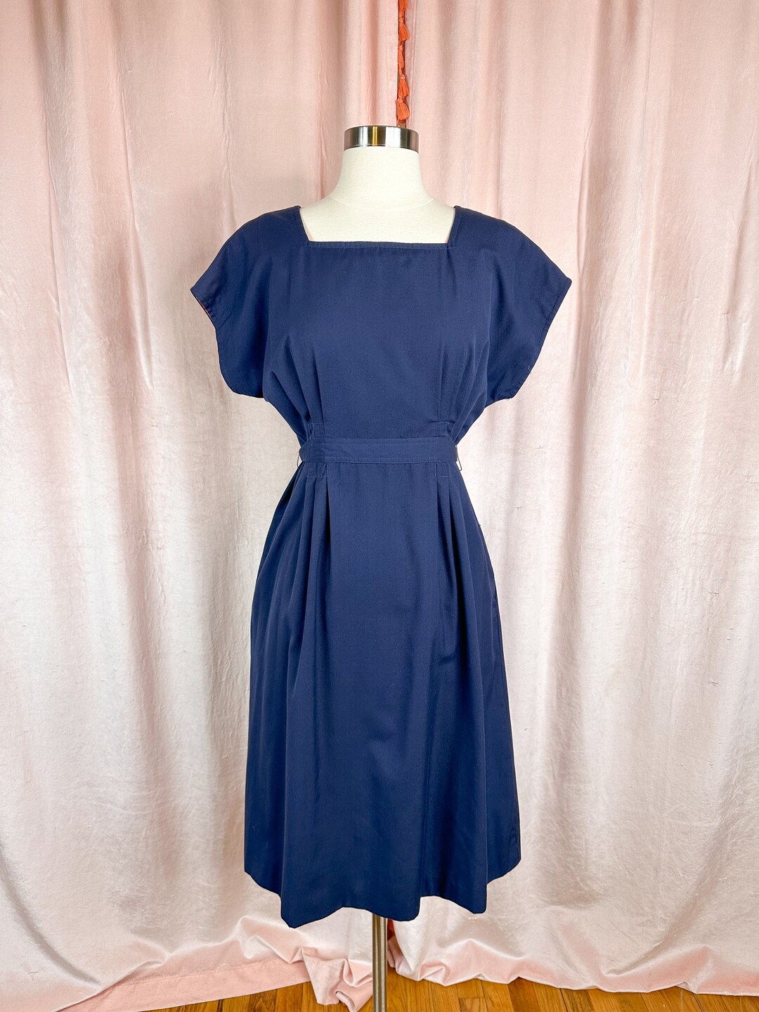 Vintage 1970s Navy Blue Dress in Western 1940s Style Squared Shoulders ...