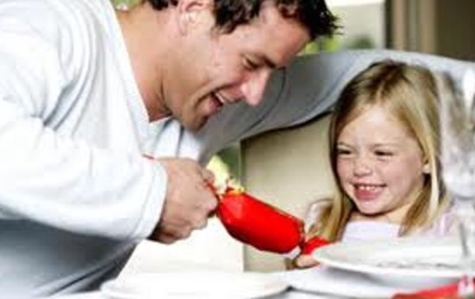 Lilac and Gold Butterfly Crackers, Metallic Gold With White Ribbon ...