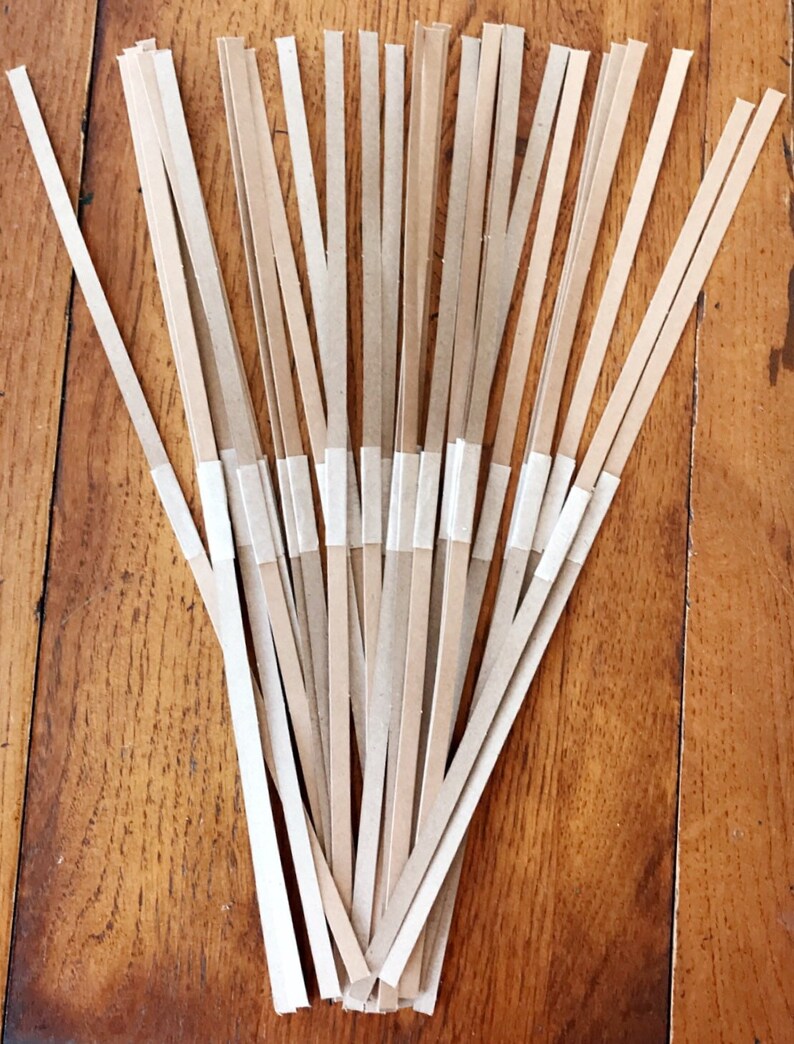 Lilac and Gold Butterfly Crackers, Metallic Gold With White Ribbon ...