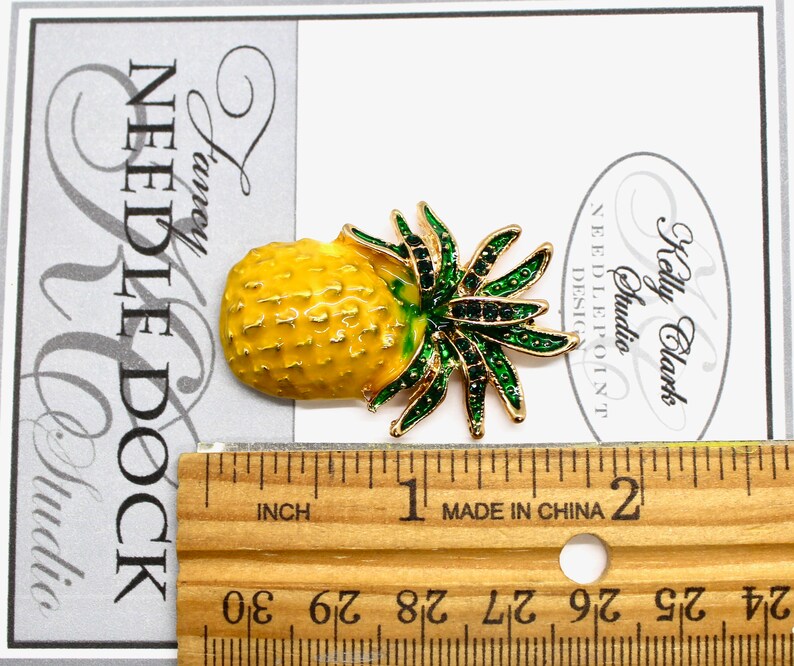 Pineapple Needle Dock Canvas Magnet Needle Minder Needle - Etsy