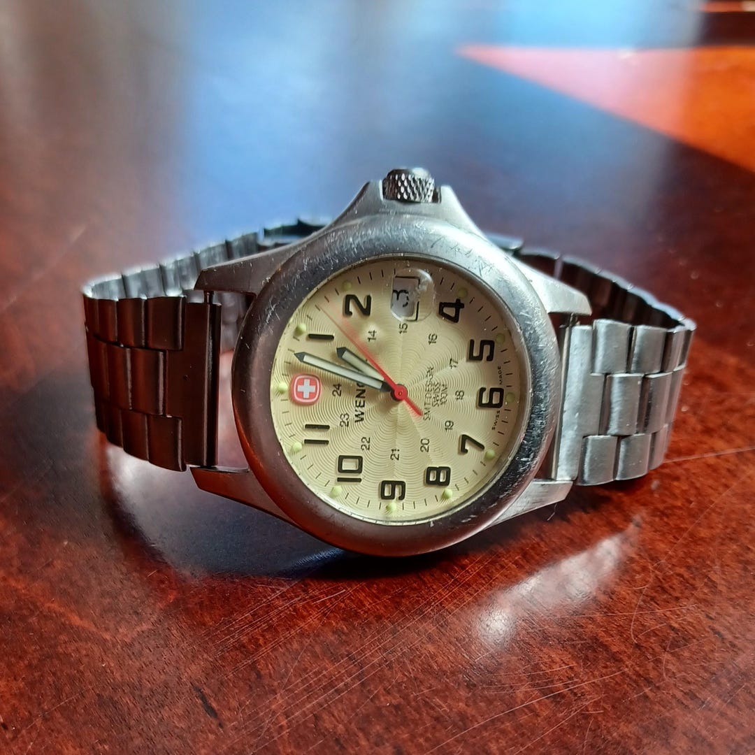 Vintage Mens Wenger Swiss Army Military Quartz Wrist Watch- New Battery ...
