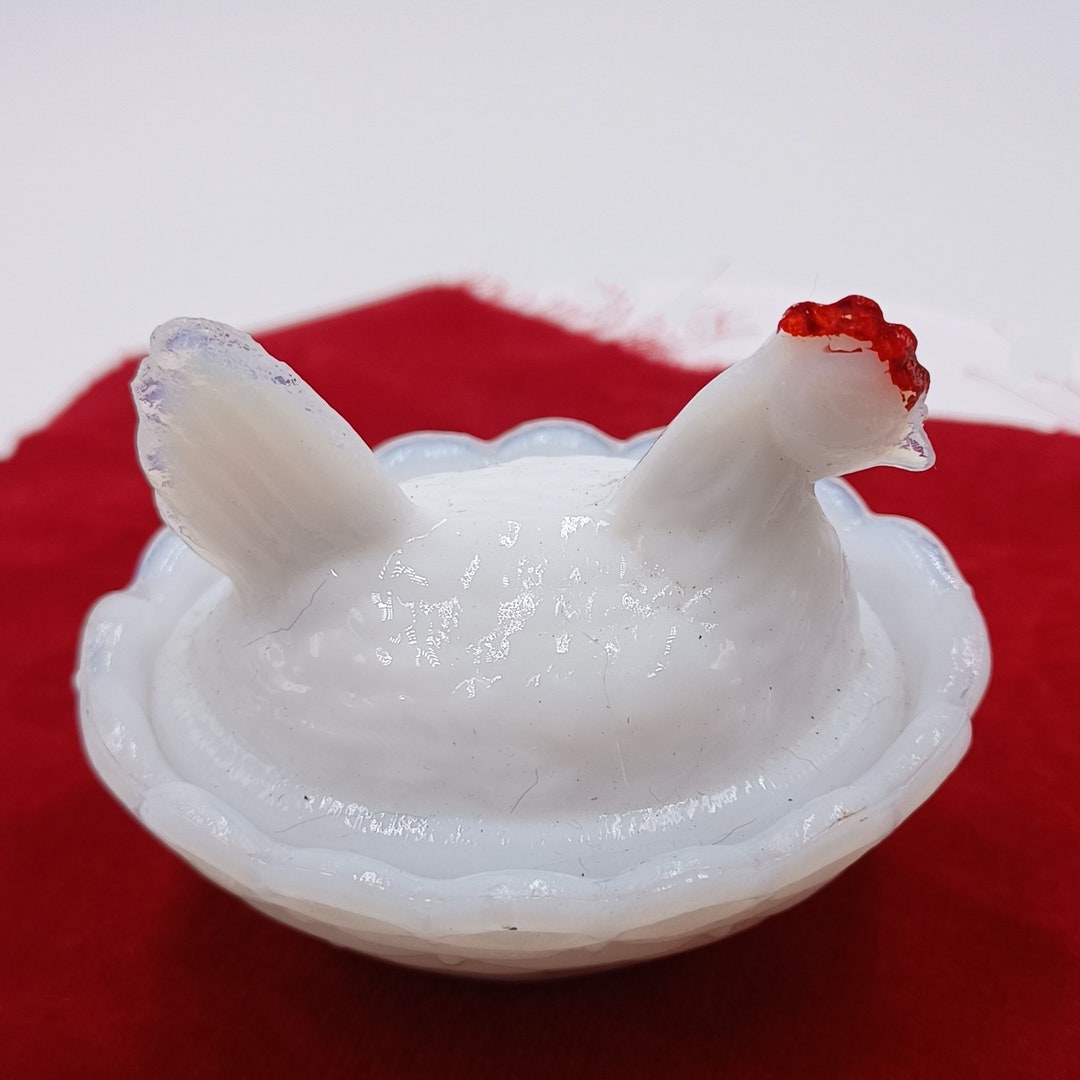 Westmoreland Mini Milk Glass Hen on Nest, Chick Salt, Small Lidded Dish ...