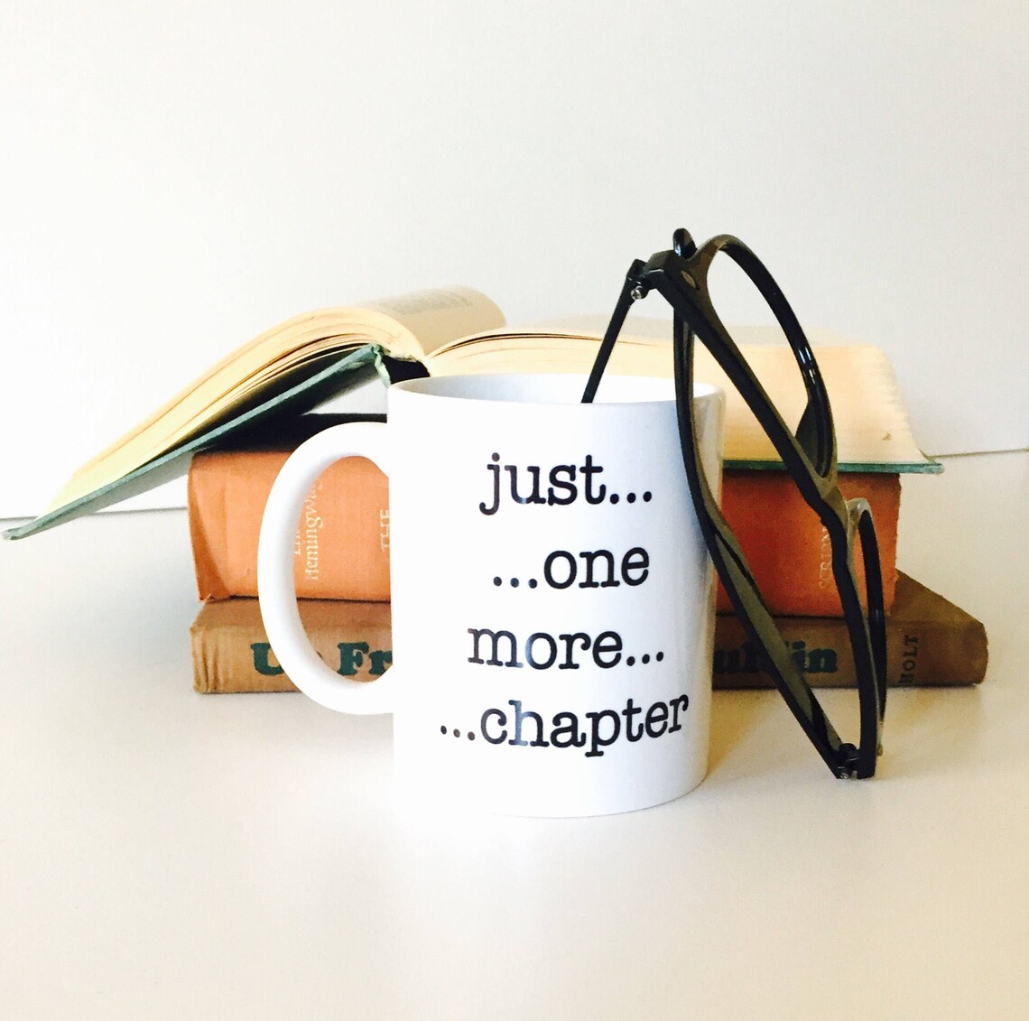 Just One More Chapter Mug Reading Mug Mugs for Book Lovers - Etsy