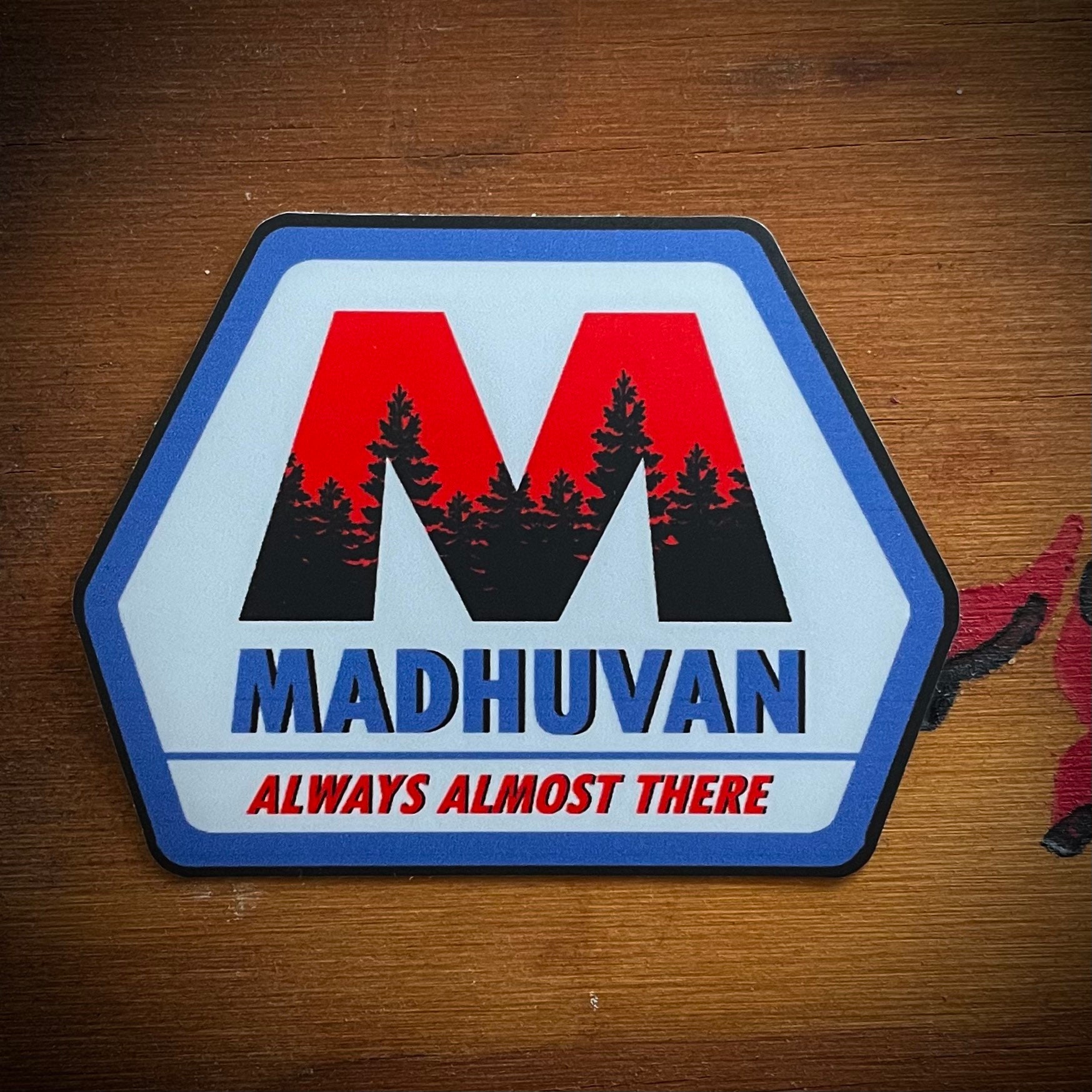 Logotipo De Madhuvan