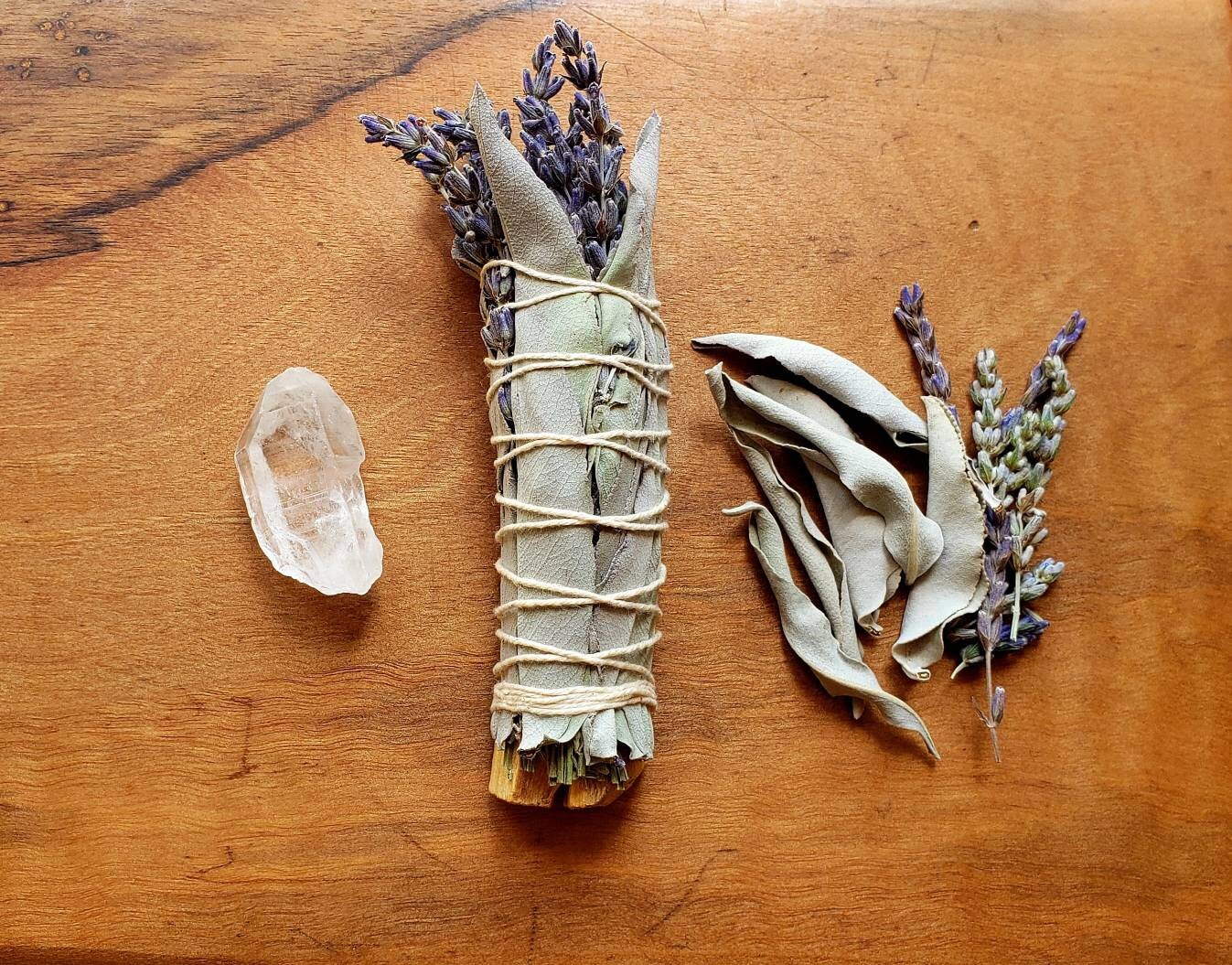 Harmony Smoke Cleansing Bundle, Palo Santo, White Sage, Lavender, Clear ...