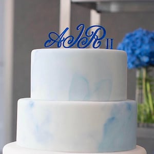 Floating Cake Topper ™ -custom Wedding Cake Toppers - Etsy