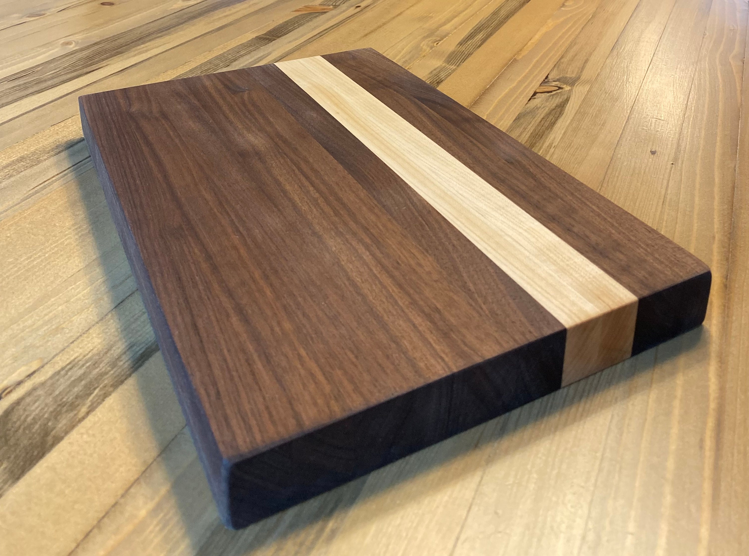 Beautiful Handmade Custom Walnut and Maple Cutting Board - Etsy