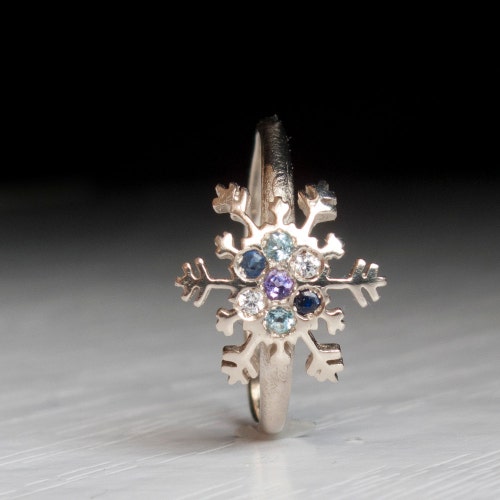 Gleaming Sapphire Snowflake Ring - Etsy