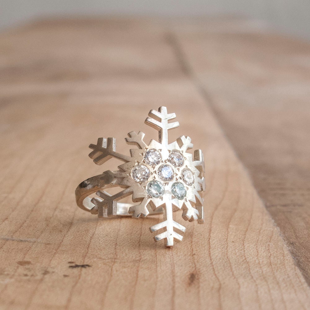 White Gold Snowflake Ring Set With White Zircons | Etsy