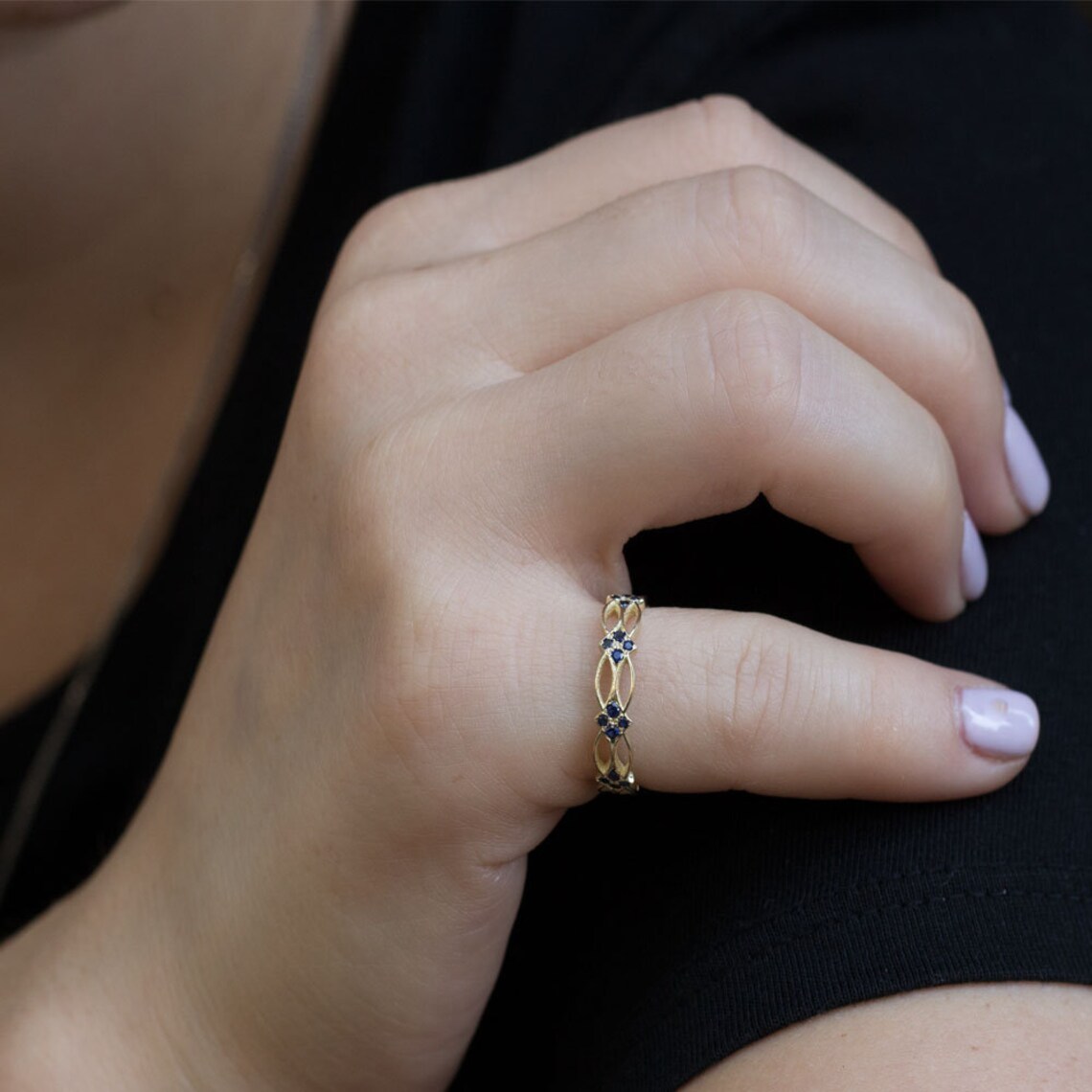 Sapphire Celtic Eternity Ring - Sapphire Ring - Blue Stone Ring - Gold ...