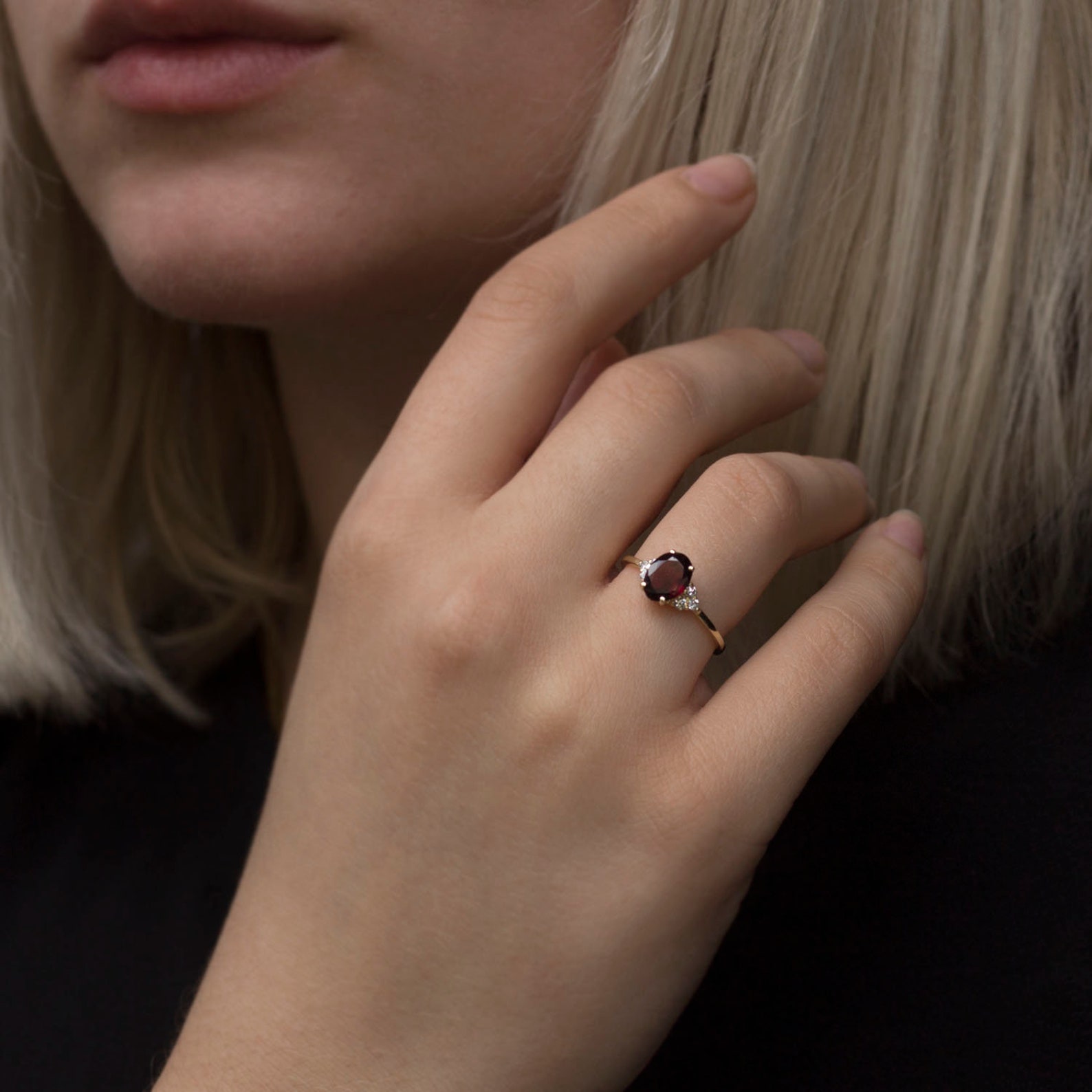 Garnet and Diamonds Ring - Etsy