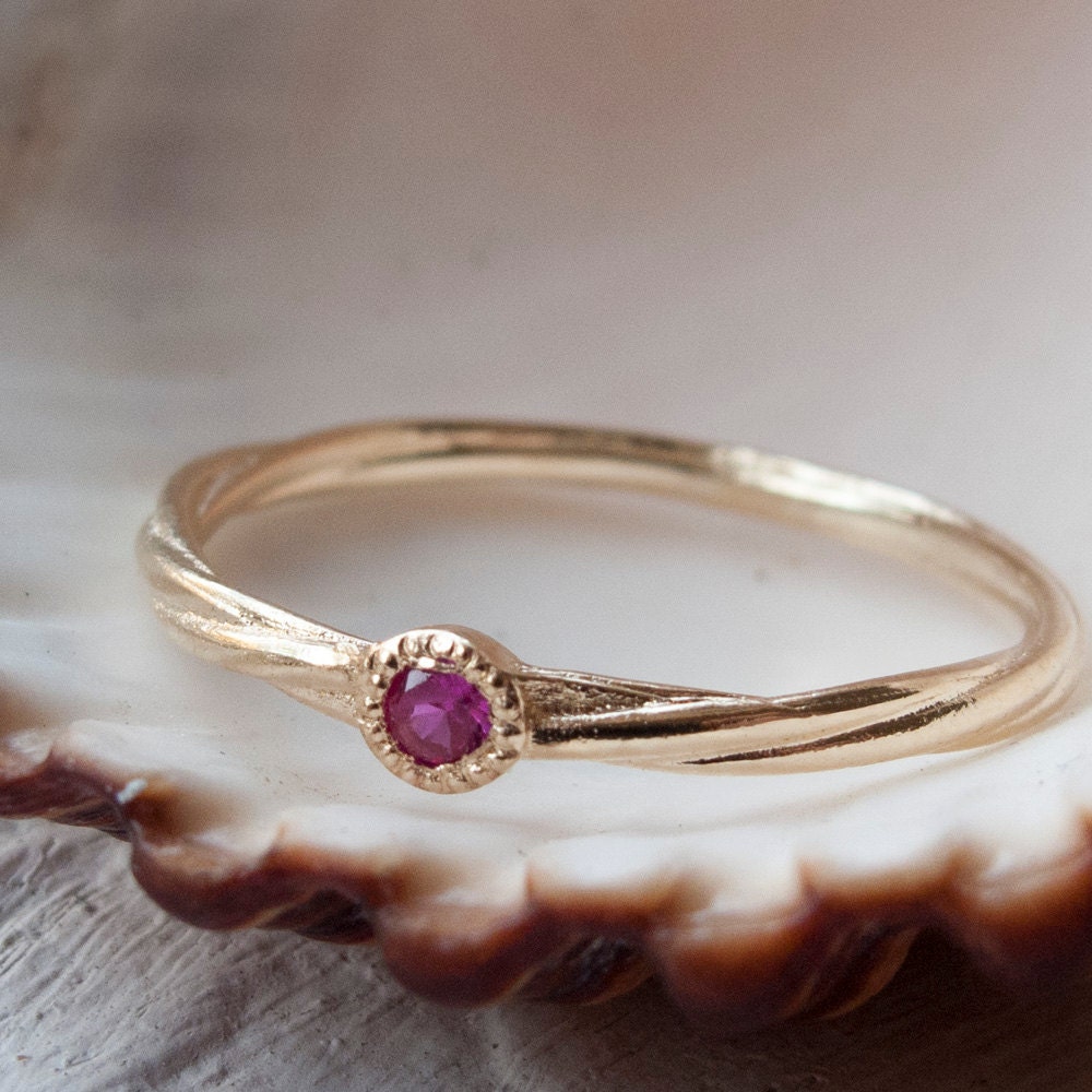 Gold ruby ring | Etsy