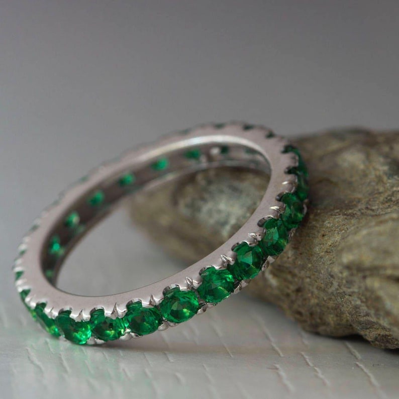 Emerald Eternity Ring - Green Stone Eternity Ring - Etsy