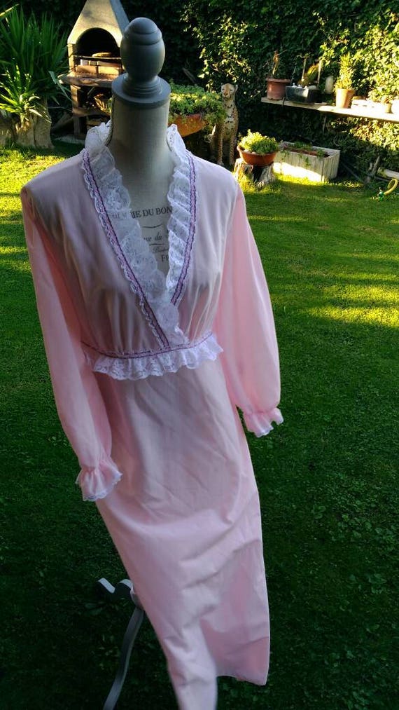 Vintage romantic pink ruffle women's nightdress shabb… - Gem