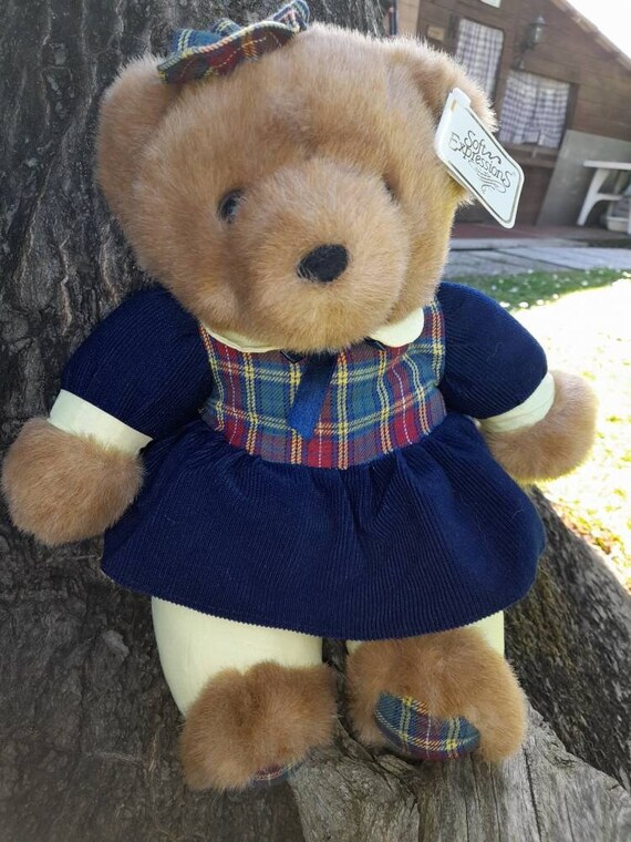 1980s teddy bears store