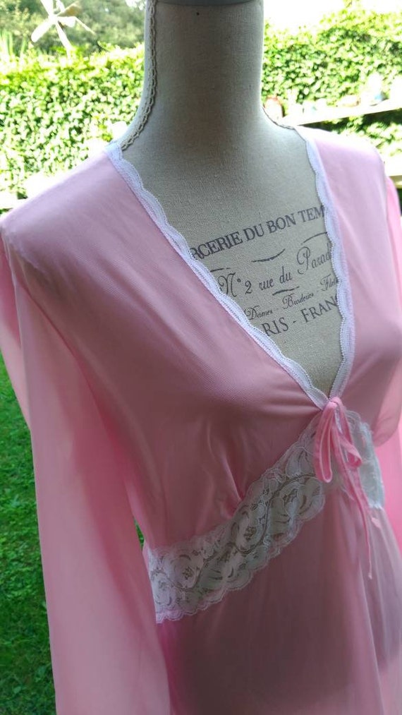 Vintage 70s Nightgown Pink Pink Fluffy Cloud Pink Nig… Gem