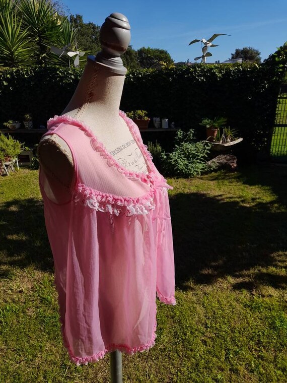 Pink ruffle shoulder wrap jacket for the night vintag… - Gem