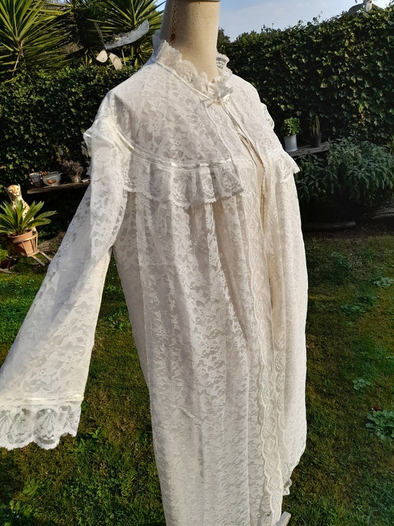 Vintage dressing gown from the 1930s white cloud lace… - Gem