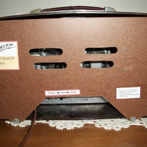 Vintage 1953 Zenith AM Tube Radio, Model K526W, With RCA Phono Input ...