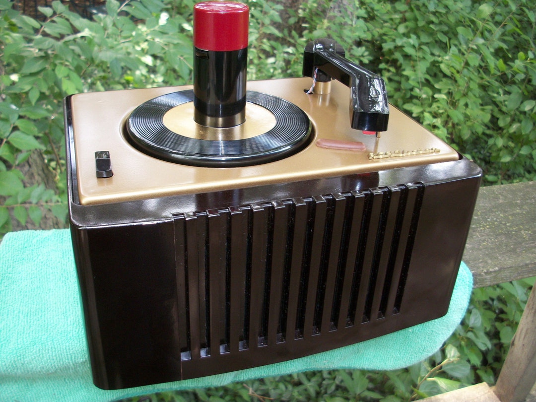 Vintage 1951 RCA 45 Record Player, Model 45-EY-2 Completely Restored ...