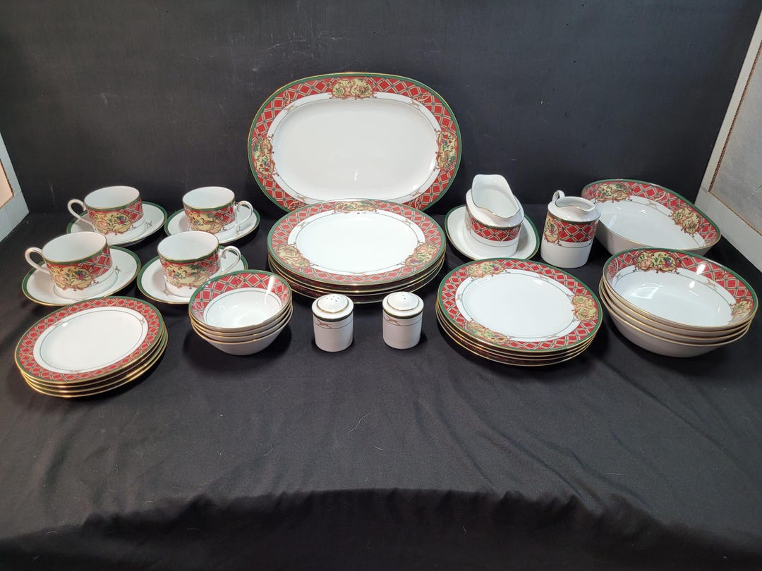Noritake Royal Hunt China – 7-piece Place Setting (4 Available ...