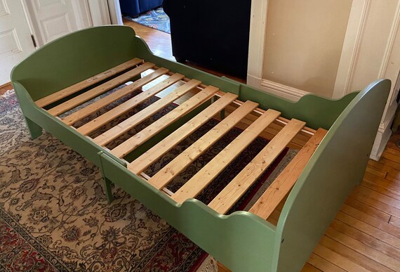 Solid Pine EXPANDABLE Bed With Wooden Slats. Expands From 54 - Etsy