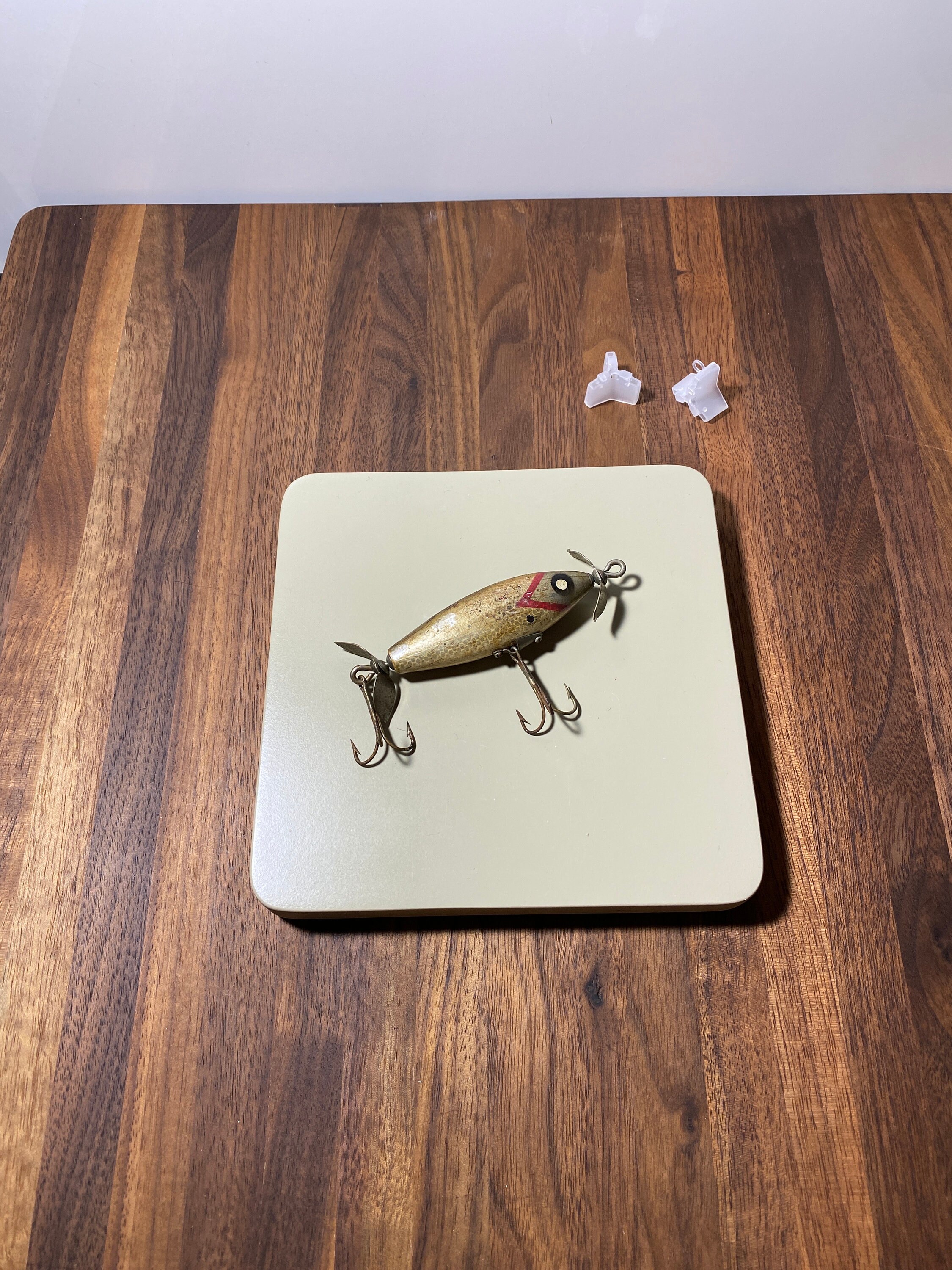 Vintage Speckled Scale Wooden Fishing Lure - Etsy