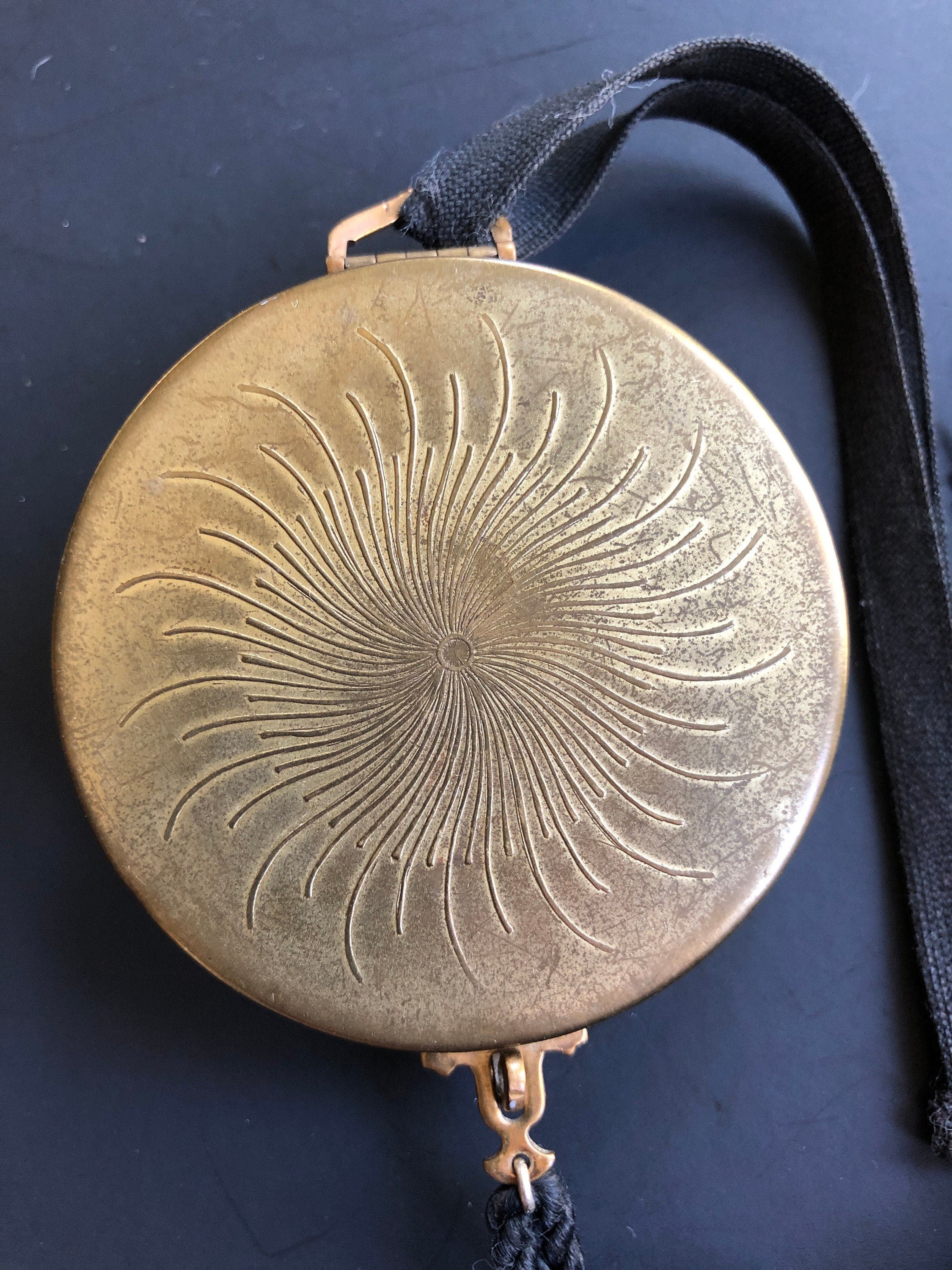 1920s Brass COMPACT DANCE PURSE With Rhinestones Set in Filigree and a ...