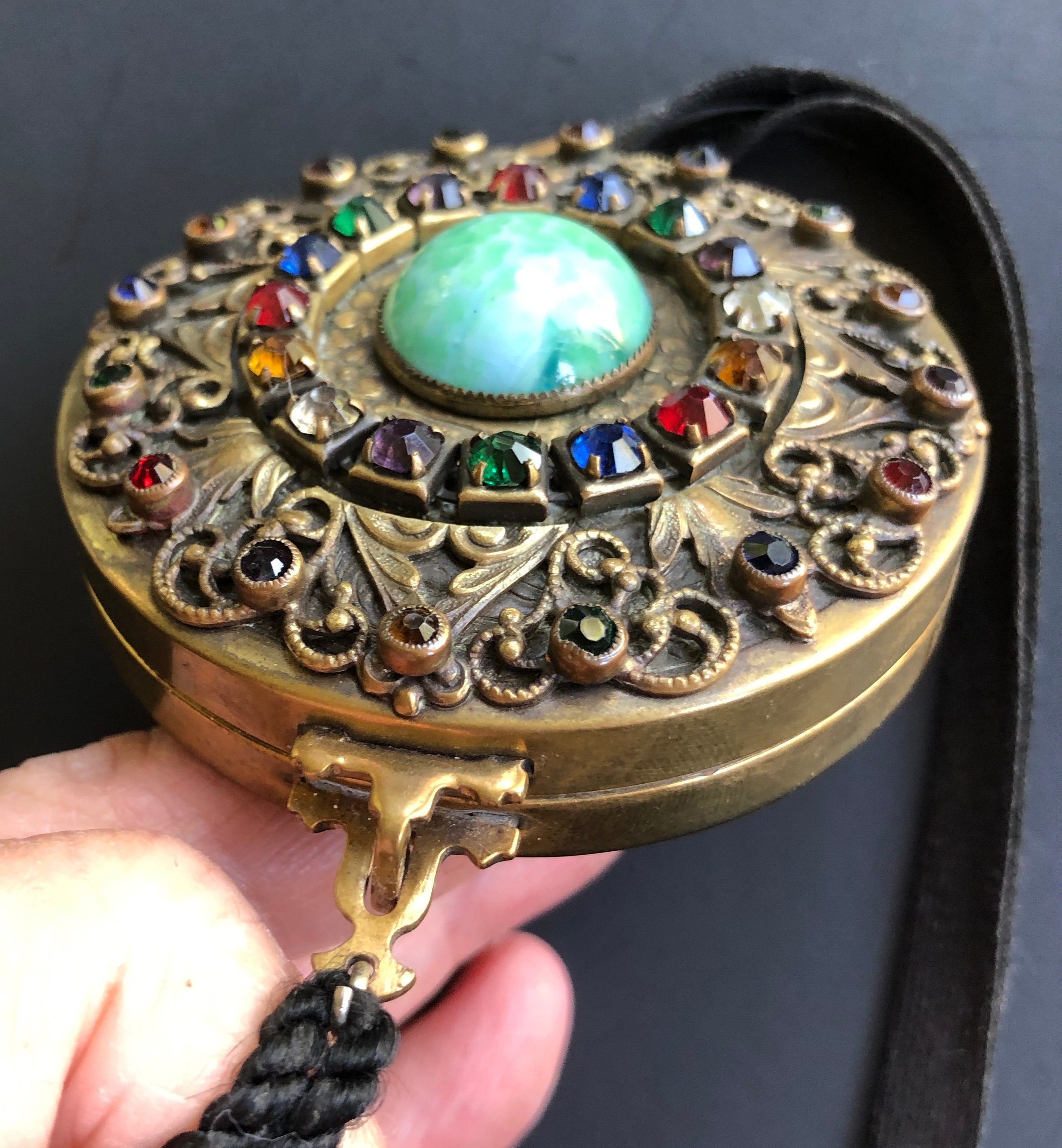 1920s Brass COMPACT DANCE PURSE With Rhinestones Set in Filigree and a ...