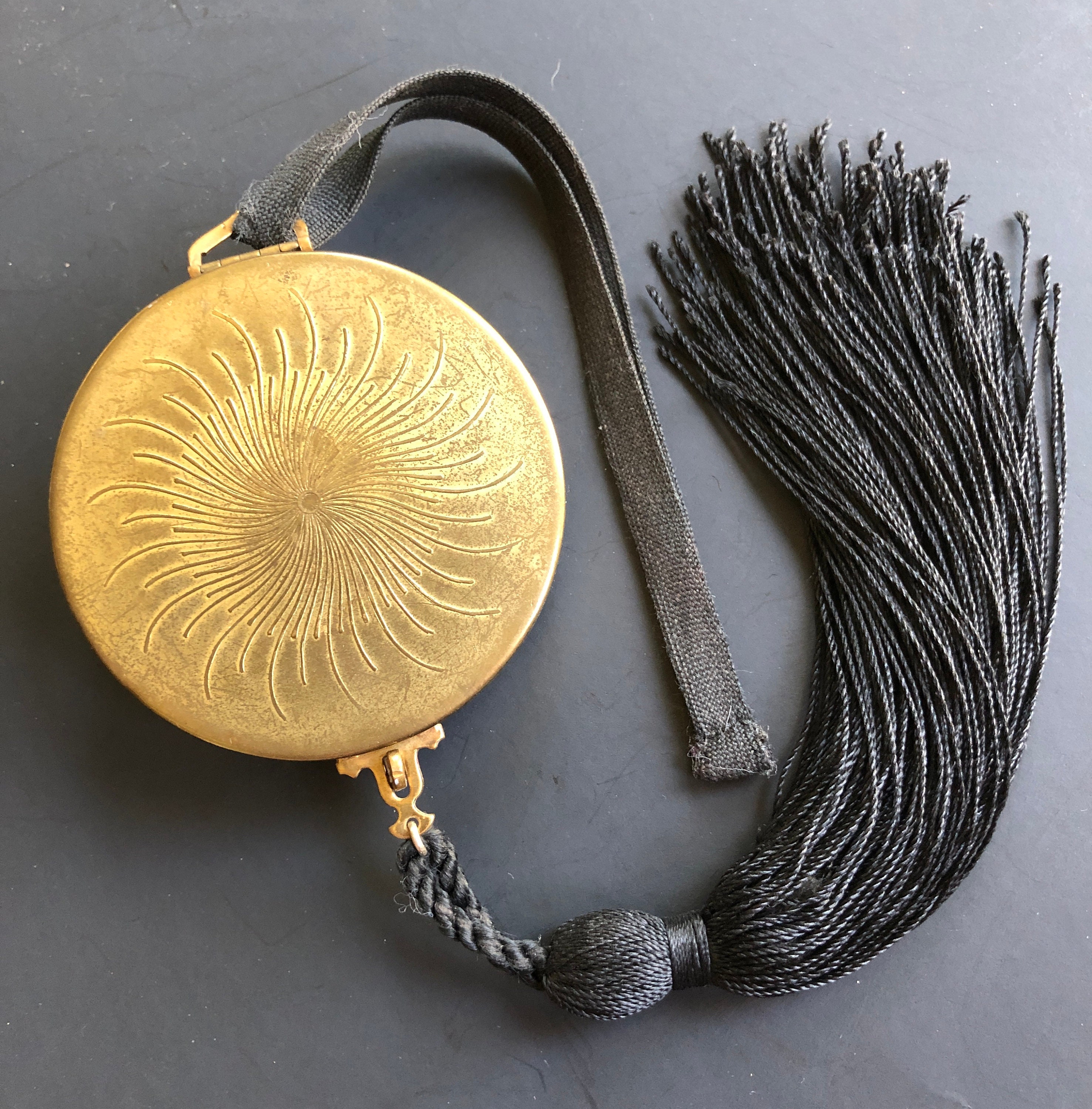 1920s Brass COMPACT DANCE PURSE With Rhinestones Set in Filigree and a ...