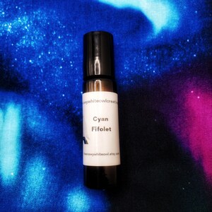 Cyan Fifolet Perfume Oil-musky Aura of Light, Jasmine, Lotus, Marsh Mud ...