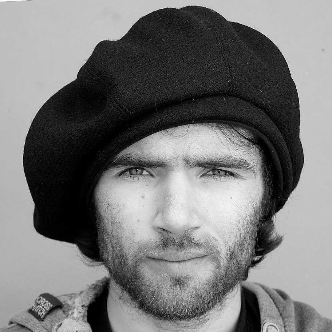 Handmade Black Beret in Harris Tweed by ZUT Hats - Etsy