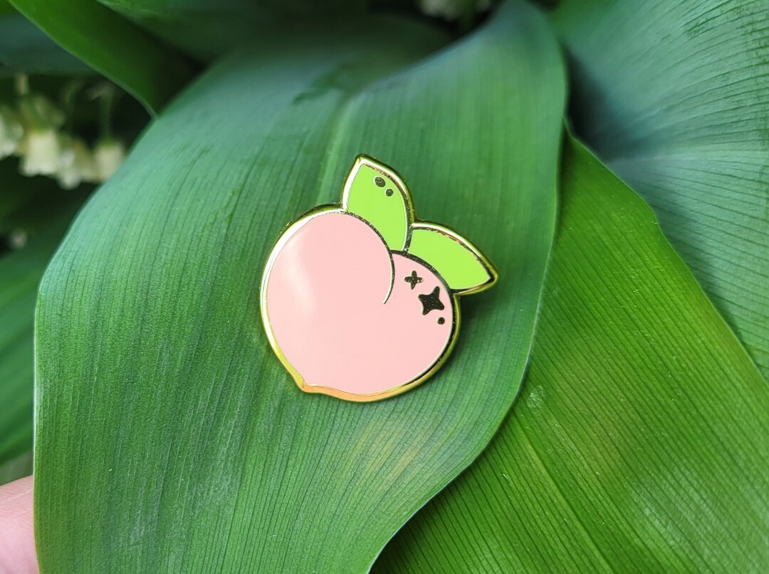 Kawaii Peach Enamel Pin - Etsy