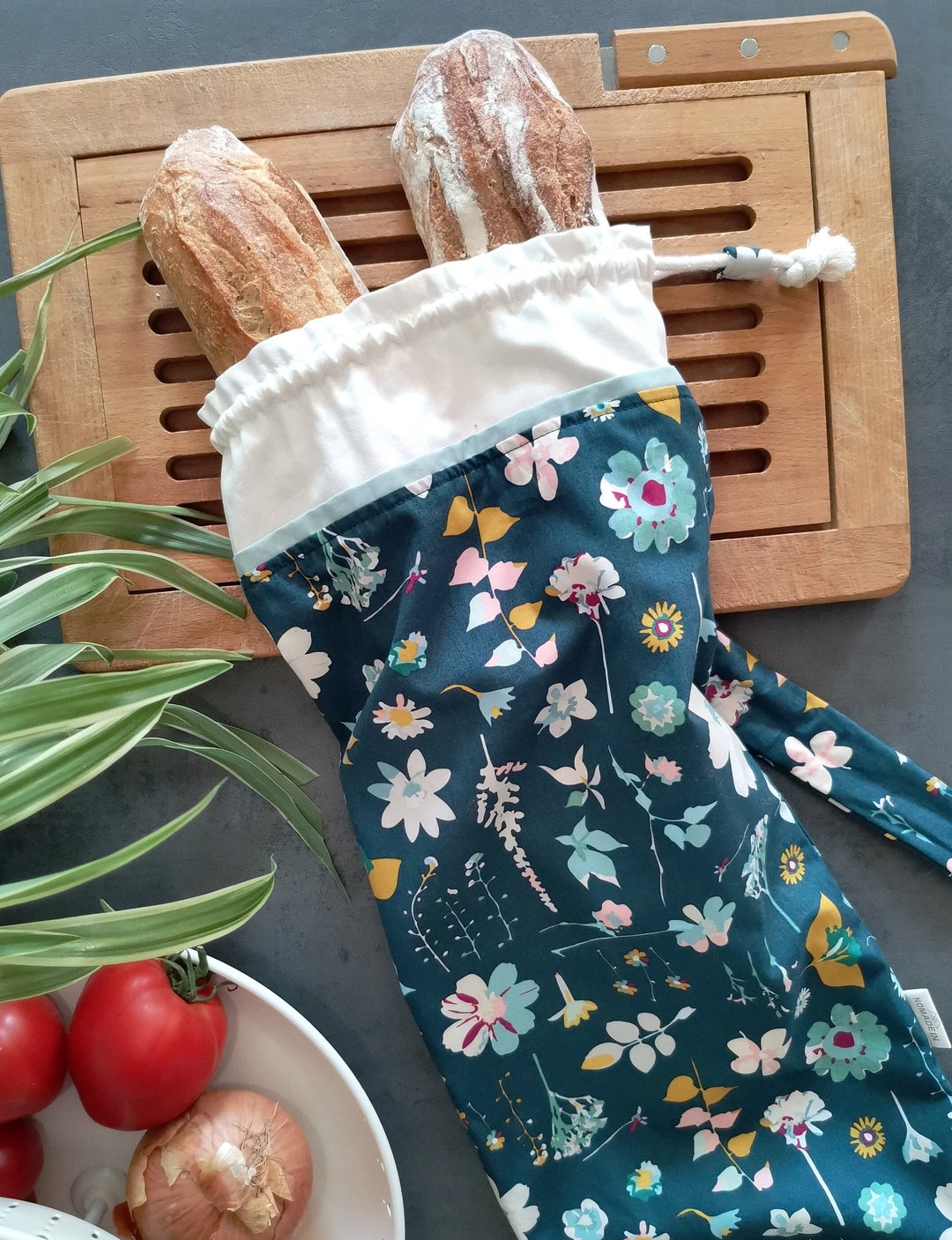 Bread and Baguette Bag Lined for Transport and Storage in Blue Gray ...