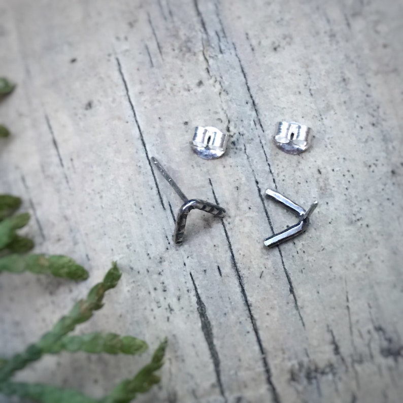 Chevron Studs / Sterling Silver Minimal Studs / Stamped - Etsy