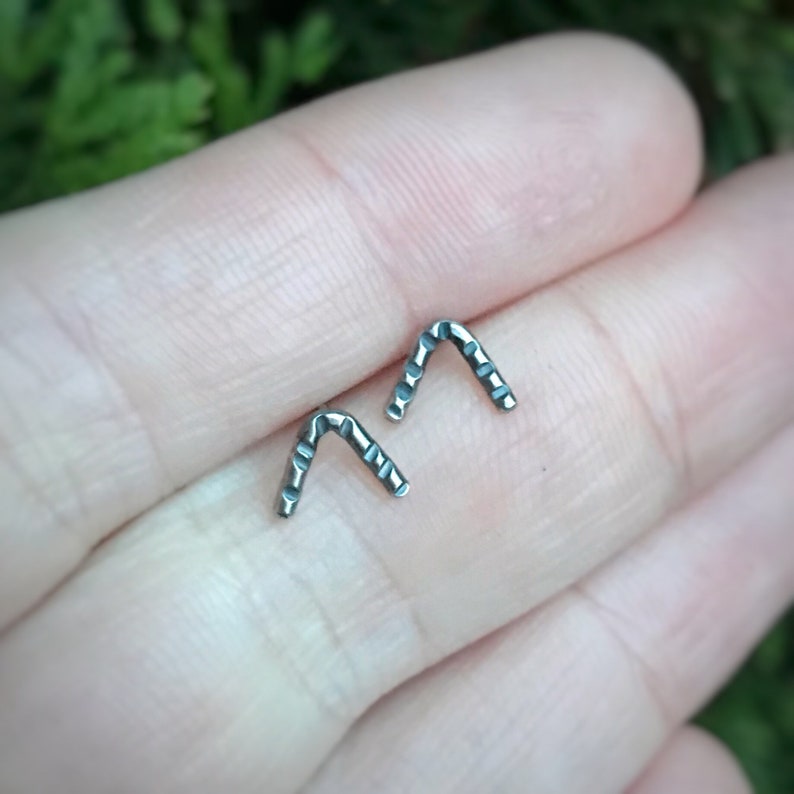 Chevron Studs / Sterling Silver Minimal Studs / Stamped - Etsy