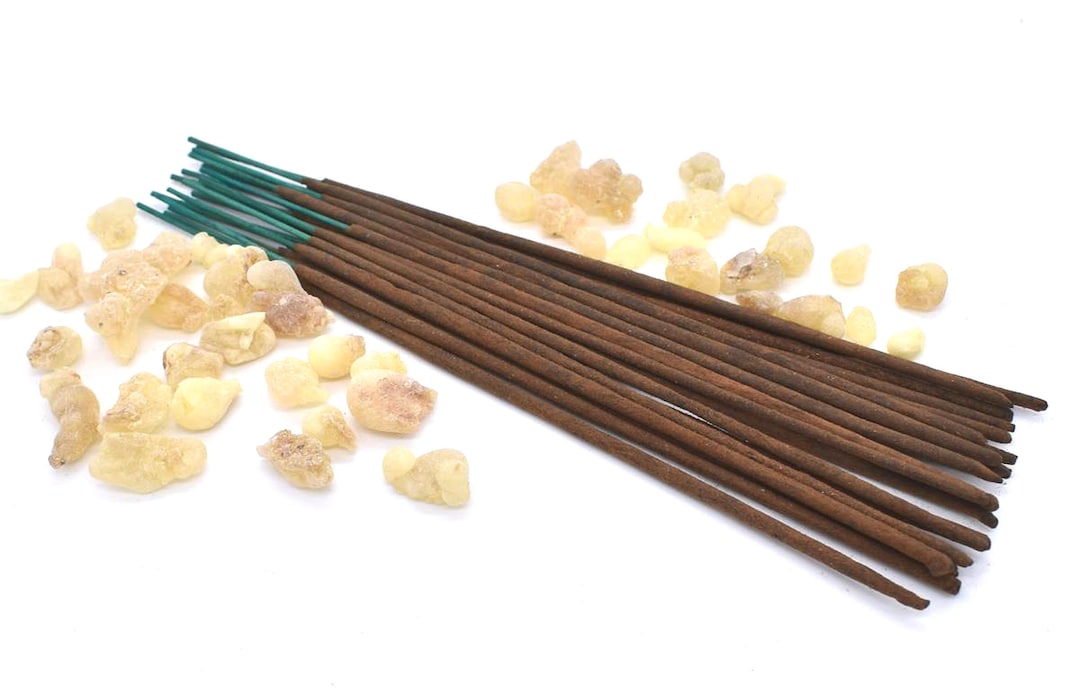 Organic Frankincense - Hand-rolled Temple Grade Natural Incense Sticks ...