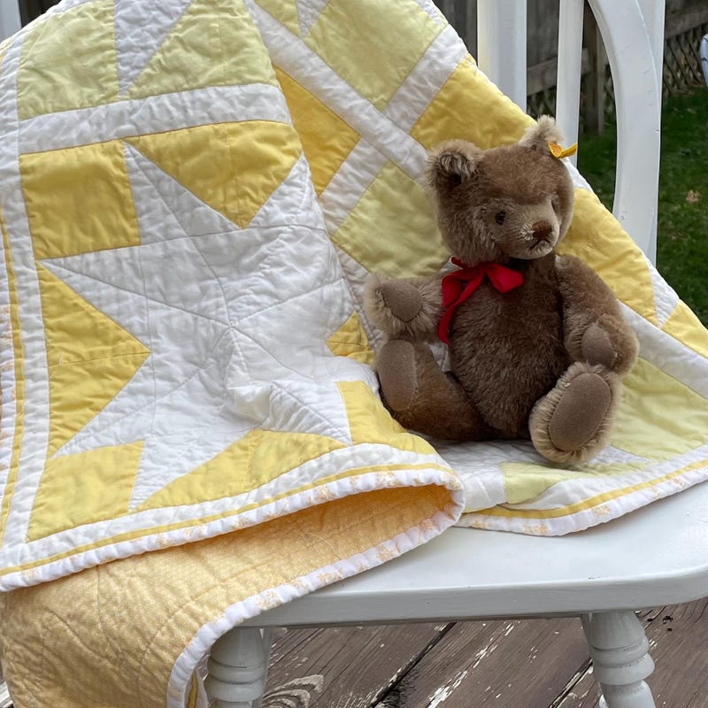 Yellow Star Quilt - Etsy