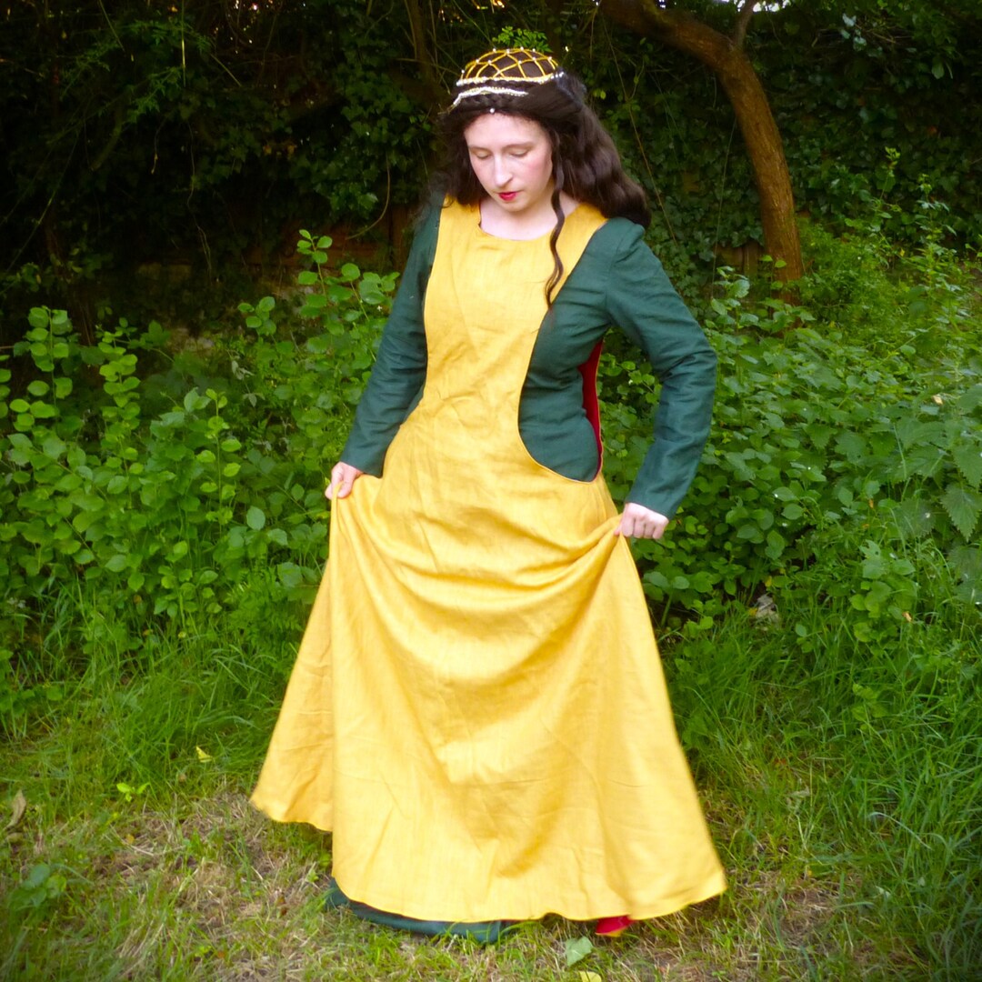 Simple Linen Medieval 14th Century Women's Over Coat Surcoat - Etsy