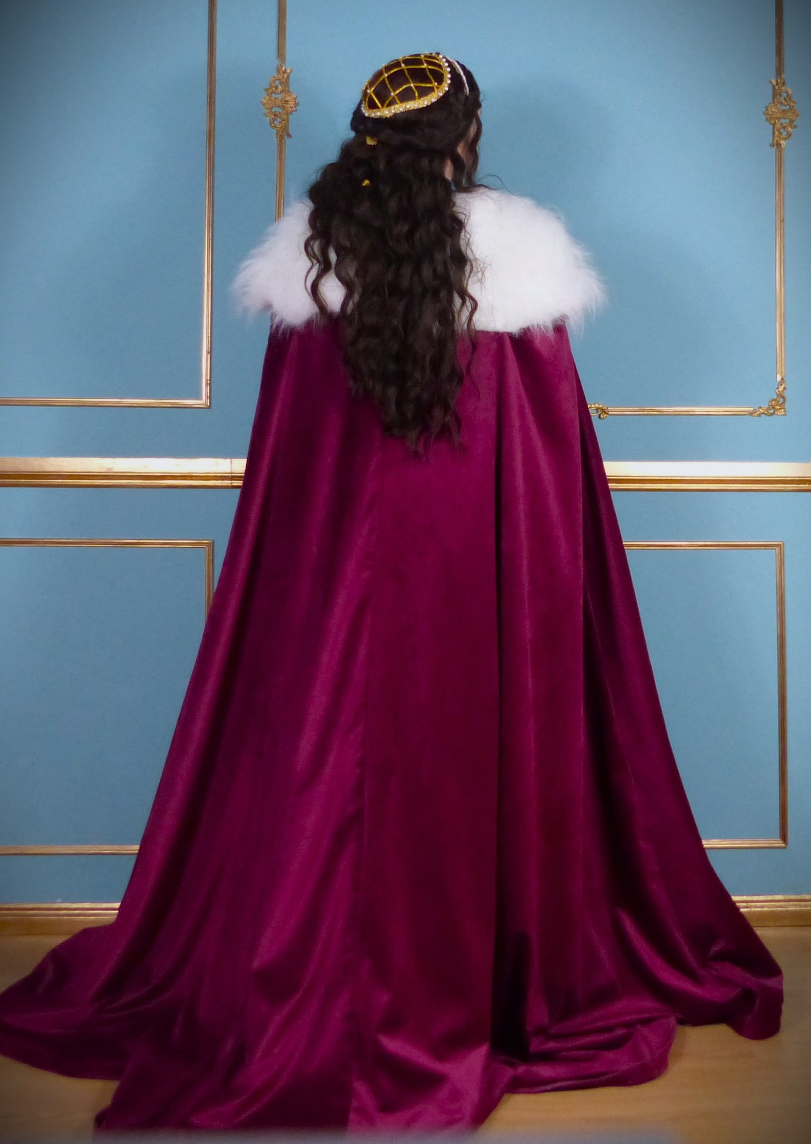 Royal Velvet Faux Fur Neckline King Coronation Cloak Fantasy Costume ...